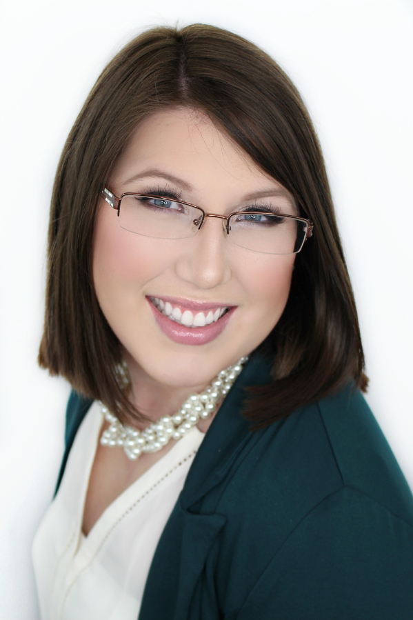Dr. Carolyn Urbanski Chiropractor Waite Park
