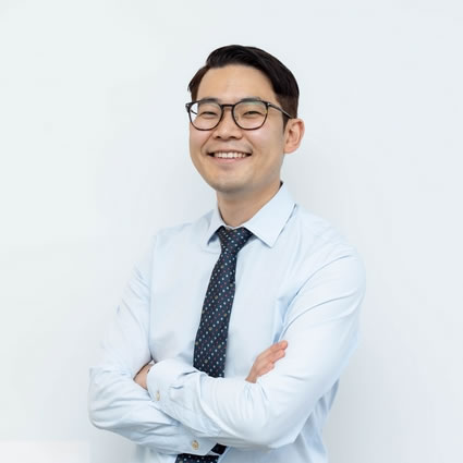 Meet The Dentists at ME Dental